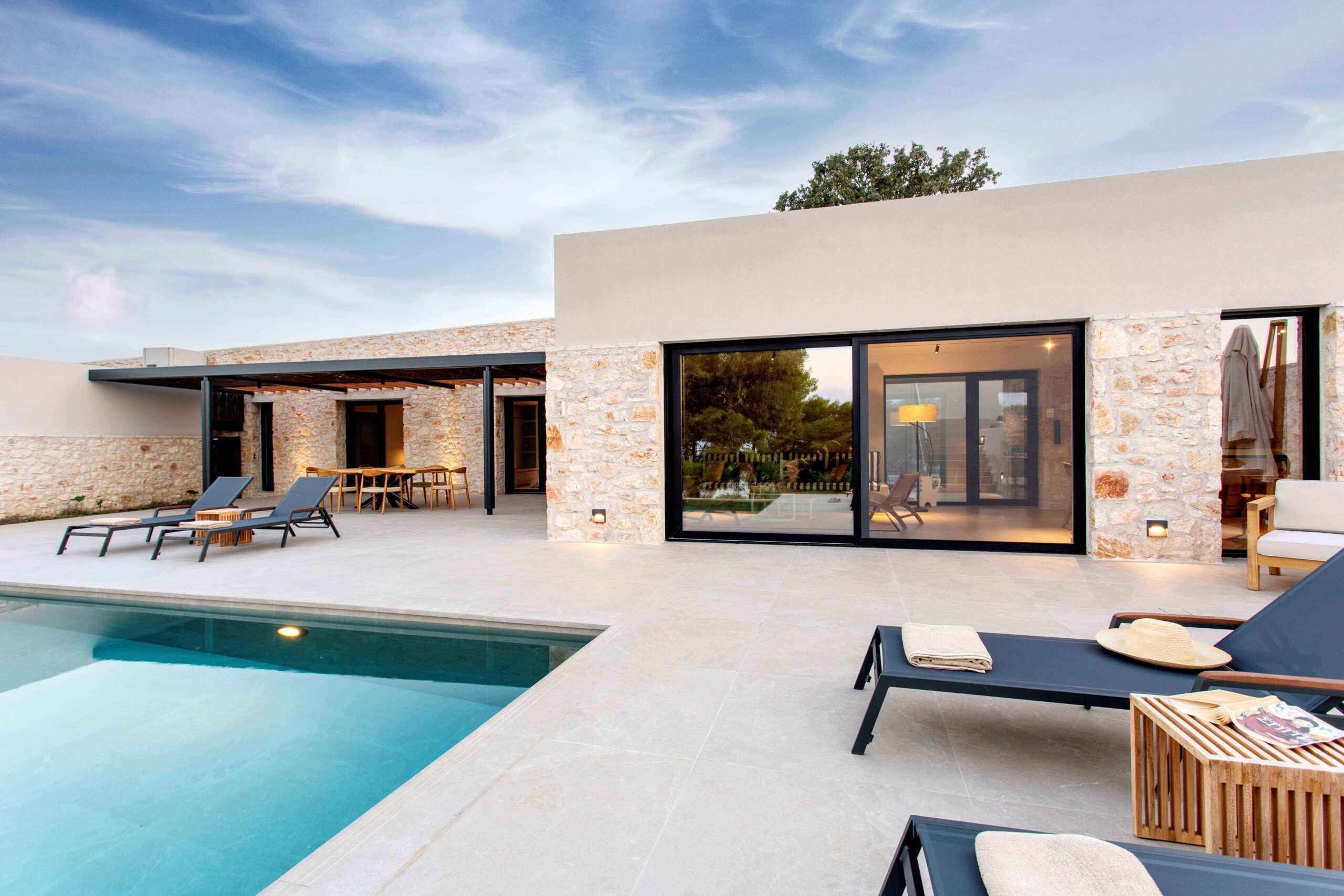 Theros Estate - The Architects' Villas